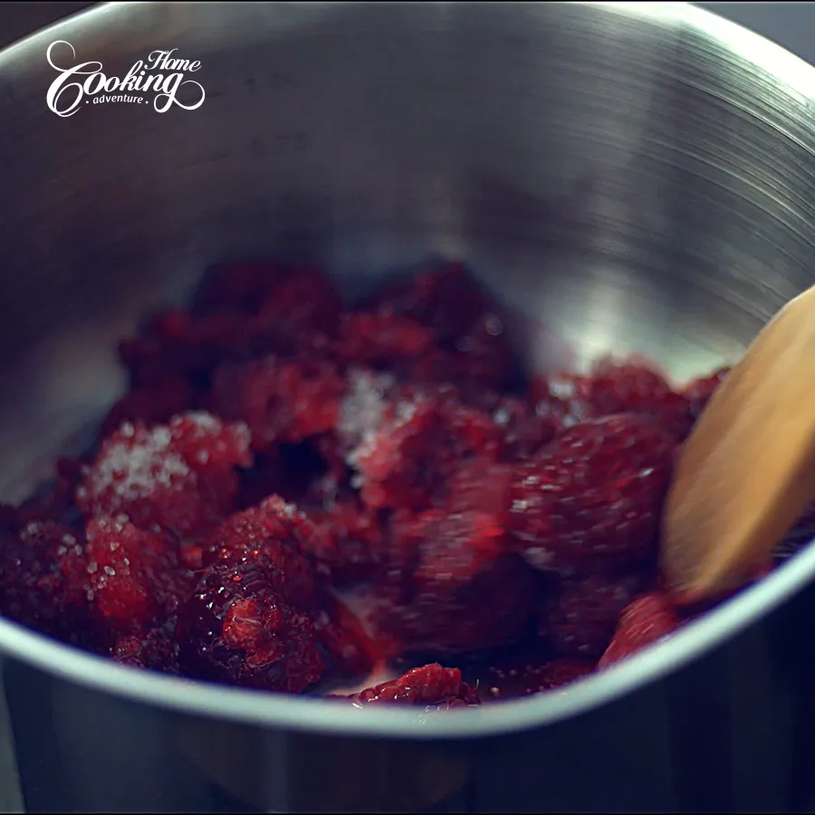 Raspberry Macarons - Italian Meringue Method Recipe