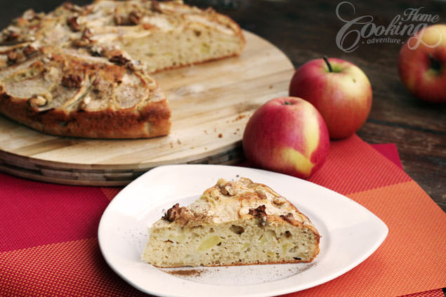 Apple Meringue Cake - Easy Fruit Cake with Meringue Topping