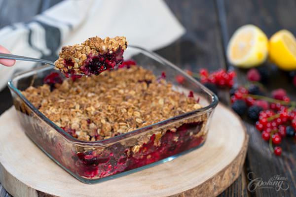 Berry Crumble Recipe - Best Berry Crumble with Oatmeal Topping