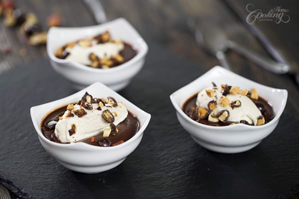 No-bake Chocolate Peanut Butter Pots de Crème Recipe