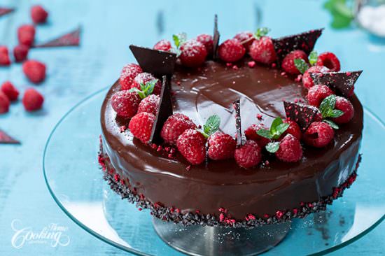 Chocolate Raspberry Mousse Cake Recipe with Chocolate Glaze