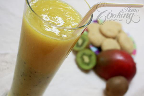 Kiwi and Mango Shake