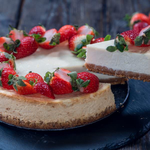 35 Strawberry Desserts - Home Cooking Adventure