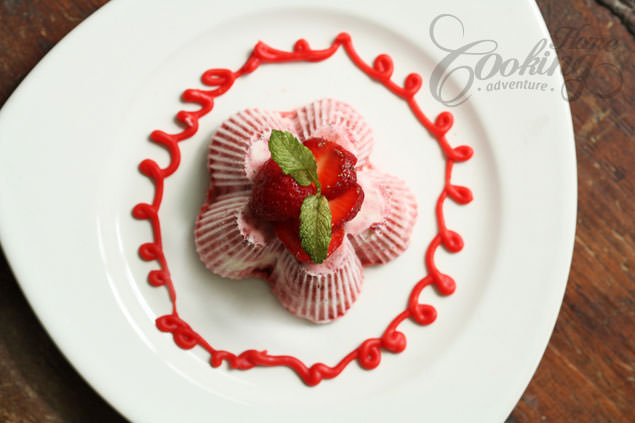 Marbled Strawberry Parfait