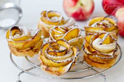 Nectarine Roses Recipe - Easy Puff Pastry Fruit Roses