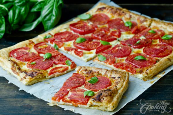 Tomato Basil Tart Recipe - Easy Puff Pastry Tomato Tart